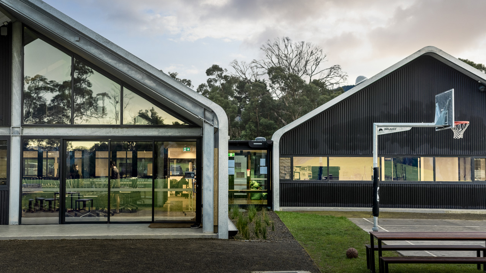 Award Winning Haining Farm Campus - erbas™ - Engineers for Building ...