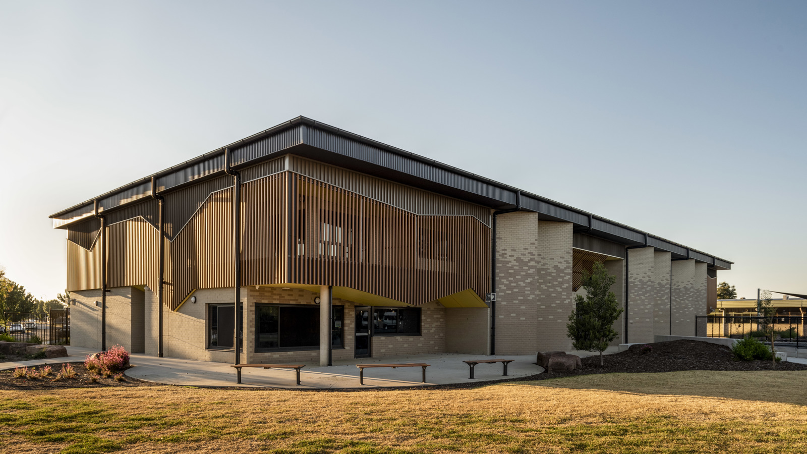 Marnebek School - erbas™ - Engineers for Building Services